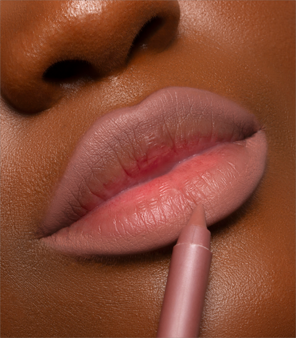 Lápis labial é o protagonista da vez • Jeane Carneiro